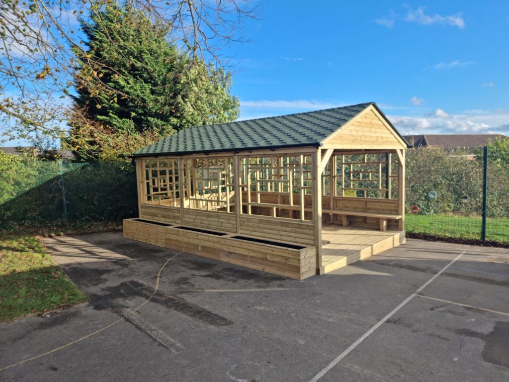 Low Edge's Primary - Greenfield Leisure
